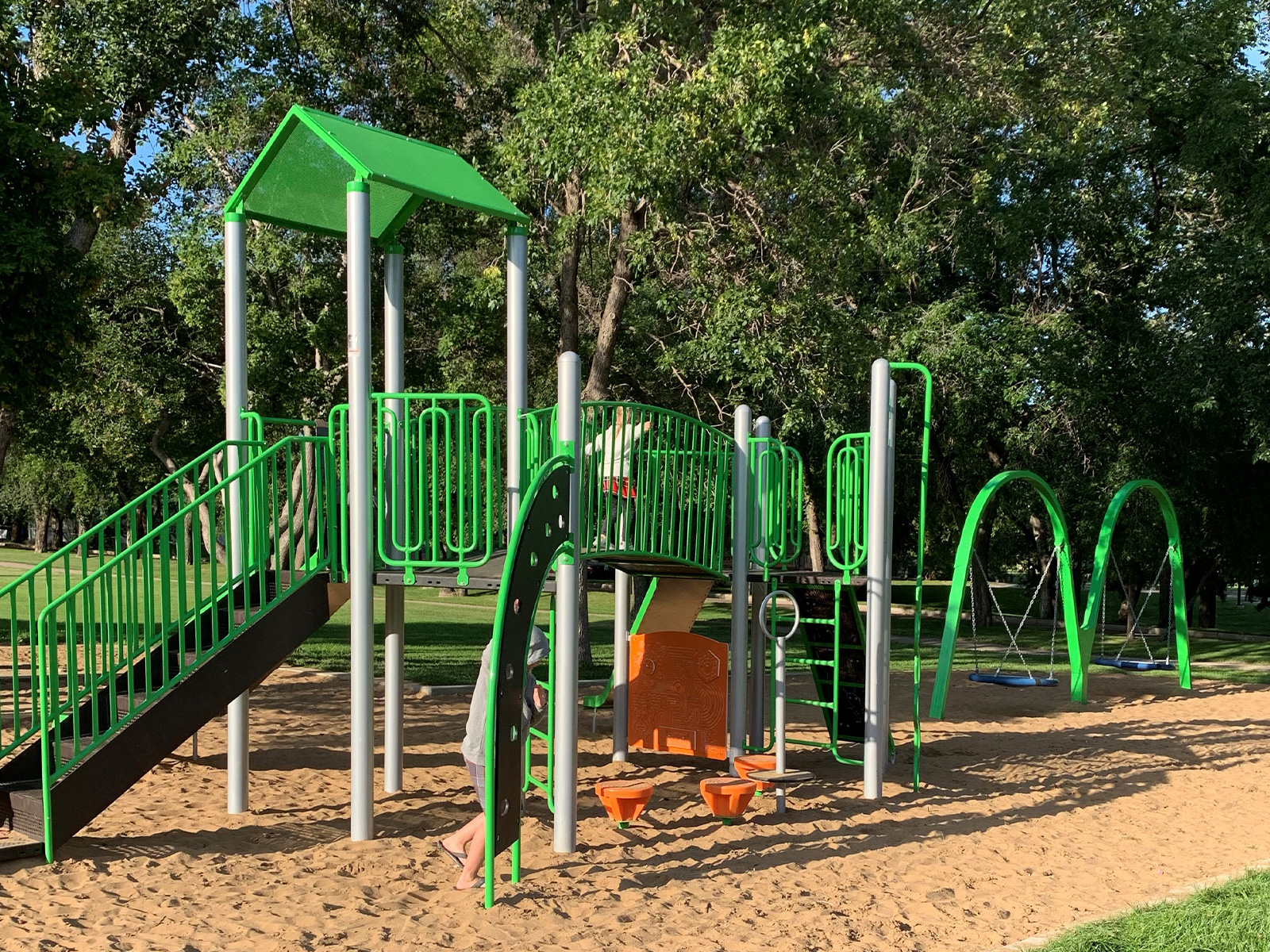 Victoria Park Playground - 1 Stop Play